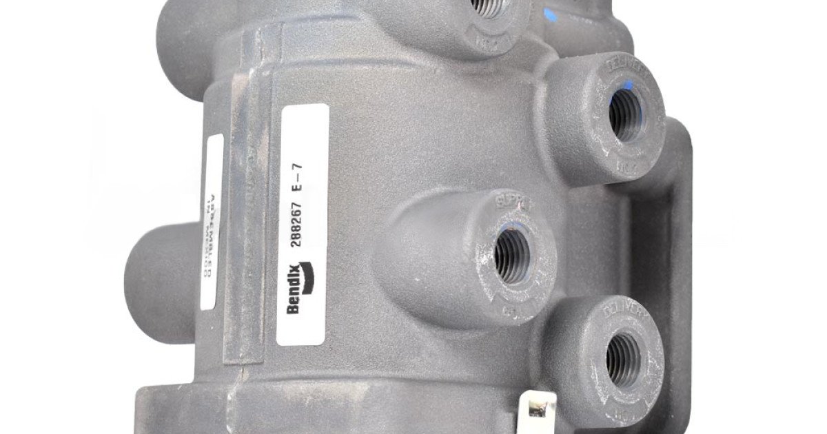 Bendix 101818X E-7 Dual Brake Valve - September 14, 2022